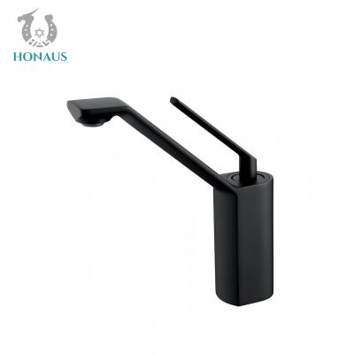 China Luxury Wash Basin Faucet Chrome Electroplated Copper Body Ceramic Valve Hot Cold Water Mixer for sale