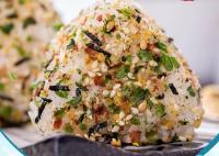 China DRIED  NORI  SEAWEED  SESAME  MIX  Furikake  BONITO  Seasoning Powder  Furikake Nori Komi for sale