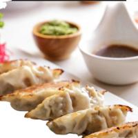 China Frozen  Dumplings Gyoza Shrimp Chicken Duck  Vegetable Gyoza for sale