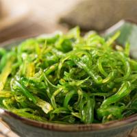 China Wholesale Frozen Seasoned Organic Seaweed Salad Chuka Wakame HIYASHI WAKAME for Sushi for sale