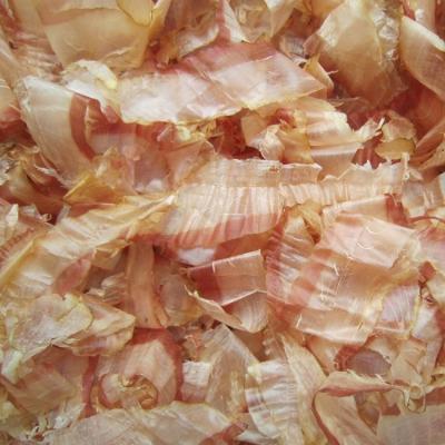 China Premium 500g Dried Tuna Bonito Flakes with Low-Sodium and 12 Months Shelf Life for Sushi Seasoning for sale