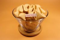 China Wholesale Gluten-Free Low-Carb Lucky Fortune Cookies with 12 Month Shelf Life for sale