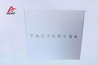 China Custom Printing Art Paper Bags Econamy White Gift Bags With Matte Lamination for sale