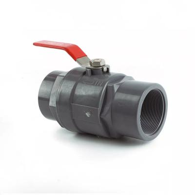 China Black 1.6MPa PVC 2 Piece Ball Valve Plastic With Stainless Steel Handle for sale