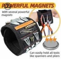China Magnetic Tool Holder Wristband Magnetic Wristband for Holding Screws for sale