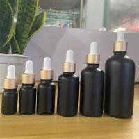 China Amber Glass Dropper Bottle 30ml 50ml Essential Oil Bottle USP Type I Borosilicate Glass for sale