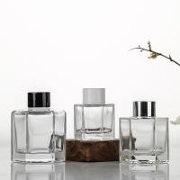 China Crystal Glass Perfume Diffuser Bottle 50ml 100ml Square Decorative Aromatherapy for sale