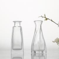China Crystal Glass Empty Oil Diffuser Bottles 50ml 100ml 200ml Square Aromatherapy for sale