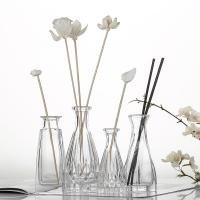 China Crystal Glass Empty Oil Diffuser Bottles 50ml 100ml 200ml Square Aromatherapy for sale