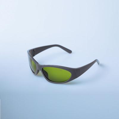 China 740-1100nm Laser Safety Glasses OD5+ CE Certified for Teeth Whitening and Medical Laser Protection for sale