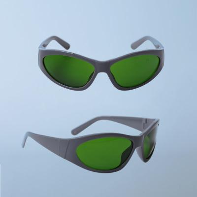 China 1470nm 1700nm Laser Eyewear Protection Glasses OD4+ 800-1700nm Ergonomics for sale