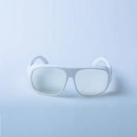 China 2700-3000nm OD6+ Clear Eye Protection Safety Glasses for Er Laser 80% Transmittance for sale