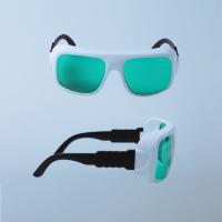 China Laser Safety Glasses 635nm 808nm OD3+ OD5+ 30% VLT Polycarbonate Frame Options for sale