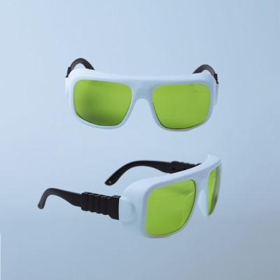 China Laser Safety Glasses 800-1100nm DIR LB5 IR LB7 OD7+ 1064nm CE EN207 for Diode ND YAG Fiber Laser for sale
