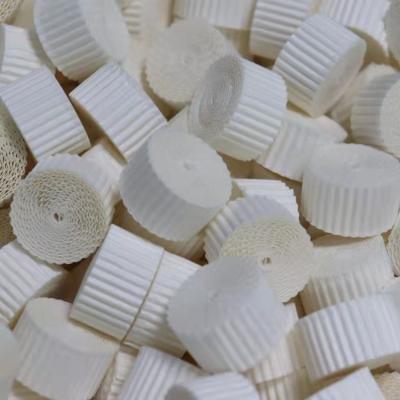 China Wood And Fiber HMEF Filter Paper Excellent Level for Optimal Performance for sale