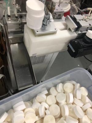 China PLC Controlled HME Filter Paper Tape Winding Machine 0.5-0.7 Mpa 50Hz 9-12pcs/min for sale