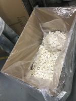 China Electrostatic Filter Paper Non-woven Fabric Hot Air Cotton 99.99% BFE 120℃ Heat Resistant for sale
