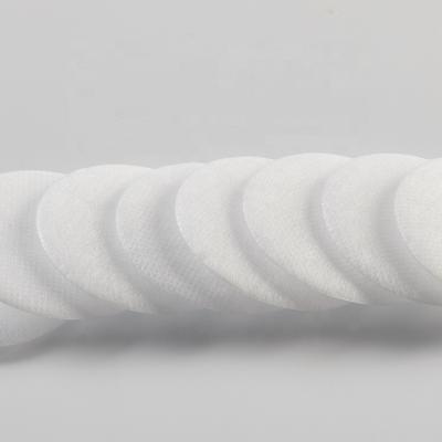China Ventilator Filter Cotton Sheet 0.6-3mm Height 130g/m² with 220% Static Electricity for Bacteria Virus Filtration for sale
