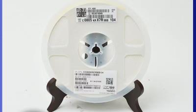 China 2.0 ± 0.10mm Length MLCC Multi Layer Ceramic Capacitor Surface Mount for sale