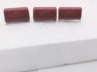 China Length 4mm Red Metallized Polypropylene Film Capacitor CBB22 105J250V for sale