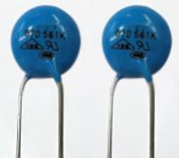 China Anti Insulation 7D561K MOV Varistor Shock Resistant For Power Circuits for sale