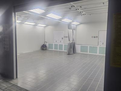 China Automotive Preparation & Sanding Station with Soft PVC Curtains & Downdraft Extraction for sale