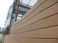 China Waterproof Outdoor WPC Decking Fence with Wood Grain Pattern and Brushed Surface Design for sale