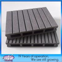 China Outdoor Garden Flooring and Fence Waterproof WPC Decking with Bias Tire for sale