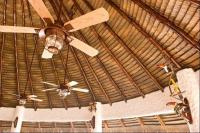 China Synthetic Resin African Artificial Thatch for Roof Simulation Environment in High Demand for sale
