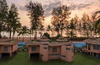 China Customized Artificial Synthetic Environment Thatch Roofing Tiles for High Flexibility for sale
