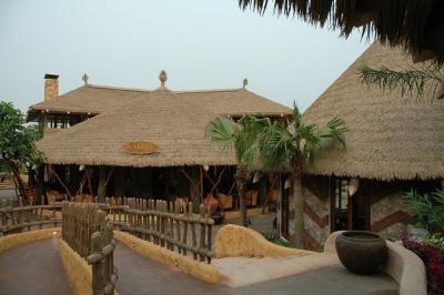 China Artificial Synthetic Simulation Thatch Roof Material for Thatched Roof 500*500mm Size for sale