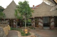 China Artificial Synthetic Simulation Thatch Roof Material for Thatched Roof 500*500mm Size for sale