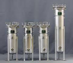 China Filtration with Stainless Steel Bag Filter Housing and 7-10mm Filter Bag Thickness for sale