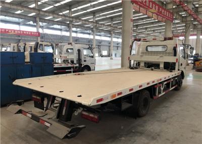 China Hydraulic Control Flatbed Road Wrecker Truck 360 Rotation Angle ISO9001 for sale