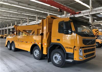 China 360 Rotating Crane Road Wrecker Truck 400hp 8*4 Heavy Duty Recovery Truck for sale