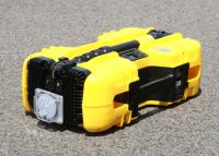 China Wind Resistance 110km/H 1.8m Foldable Searchlight Mounted on Special Vehicles for sale