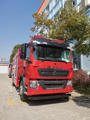 China Two Row Cab 4×2 Drive Water Tanker Fire Truck With Manual Fire Monitor 60L/s for sale