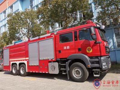 China 6x4 Drive Lengthen Cab Foam Tender Fire Truck With 11000kg 276kw Engine for sale