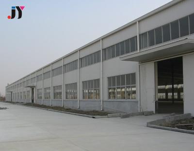 China Residential Wall Structure Steel Structure Warehouse Garage in Hot Galvanised Finish for sale