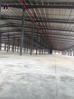 China Customizable Steel Structure Warehouse with Detachable Steel Frame and Bolt Connection for sale