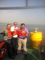 China Dia 1200mm Customized Sea Marker Buoy Plastic Marine Navigation Buoys with Solar Light for sale