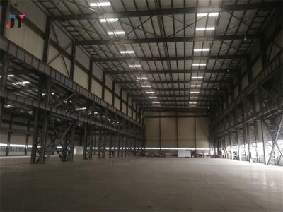 China 50-Year Life Span Fast Prefabricated Workshop Halls Construction with Steel Metal Frame for sale