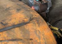 China Contact Heating Metal Saw Blade Electrode Tooth Hardening Machine 2200mm 20KVA for sale