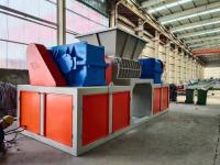 China Single Shaft Shredder for Plastic Waste Recycling Multifunctional Alloy Processing for sale