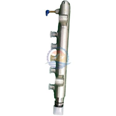 China SK140-8 D04FR Common Rail Assy 0445224040 32G61-00900 32G61-00901 for Kobelco Excavator Parts for sale