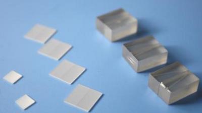 China Strontium Titanate SrTiO3 Single Crystal Substrate 10x10x0.5mm High Purity for sale