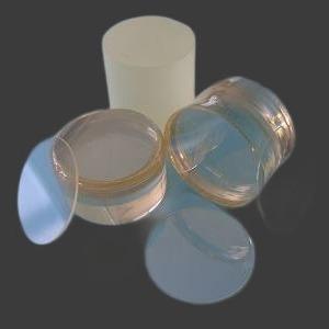 China Fe2O3-Doped LiTaO3 Wafer 3'' 4'' 6'' for Photorefractive Applications with 400-4500nm Transmission for sale