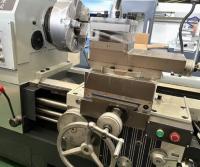 China CNC Horizontal Manual Lathe Machine CW6180 11kW 5.4-720rpm Wear Resistance Custom for sale