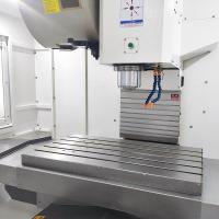 China VMC1160 Heavy-Duty CNC Vertical Machining Center with 1100x600x600mm Travel, HT300 Cast Iron Bed, 24-Tool ATC for Mold Processing and Metal Cutting for sale