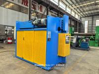 China Hydraulic Servo CNC Press Brake with 2000KN Force, 4+1 CNC Axis, and 0.01mm Precision for High-Accuracy Bending for sale